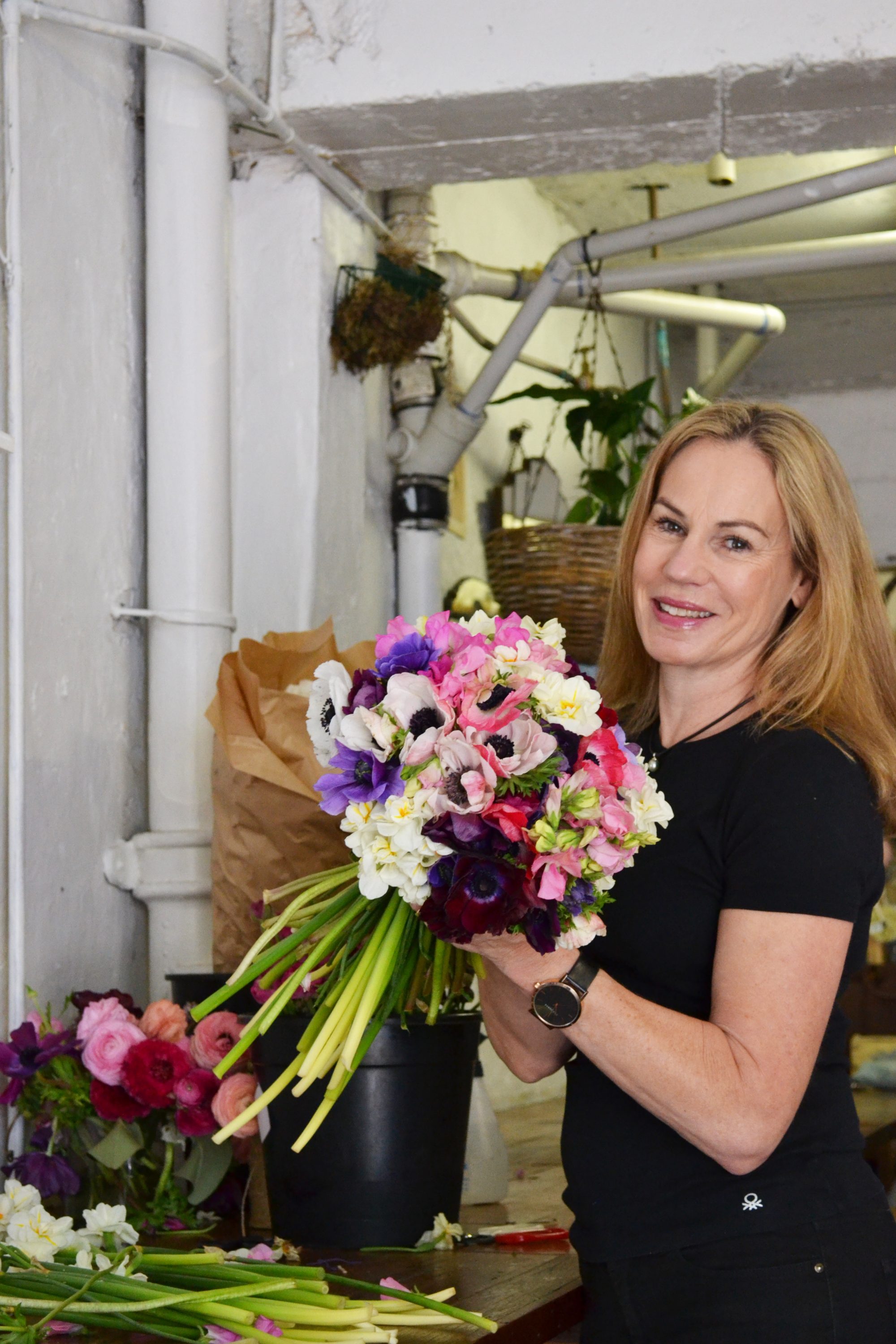 How to get creative with flowers at home: a florist's tips - The ...