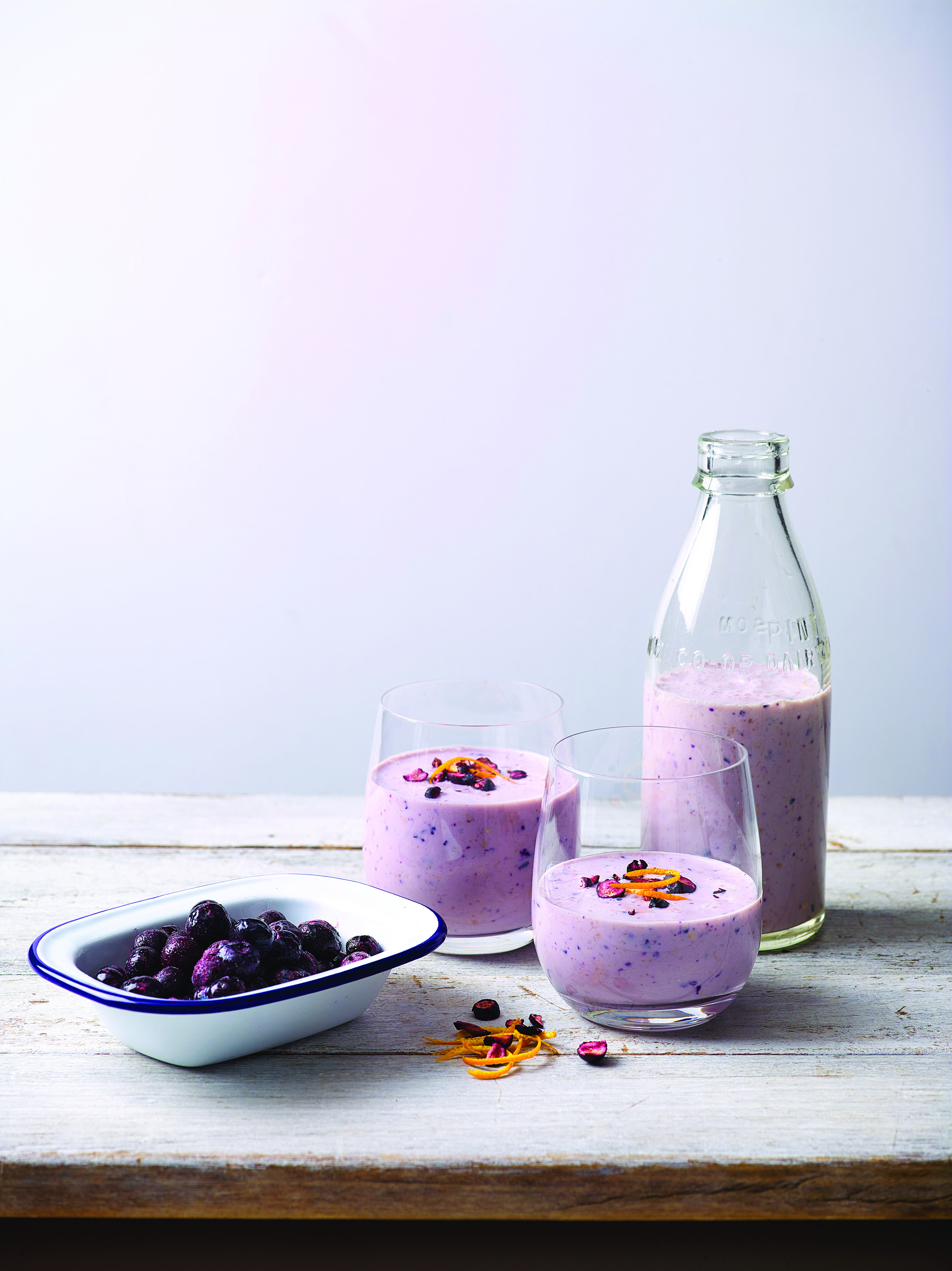 Foodie Friday: Blueberry power smoothie - The Interiors Addict