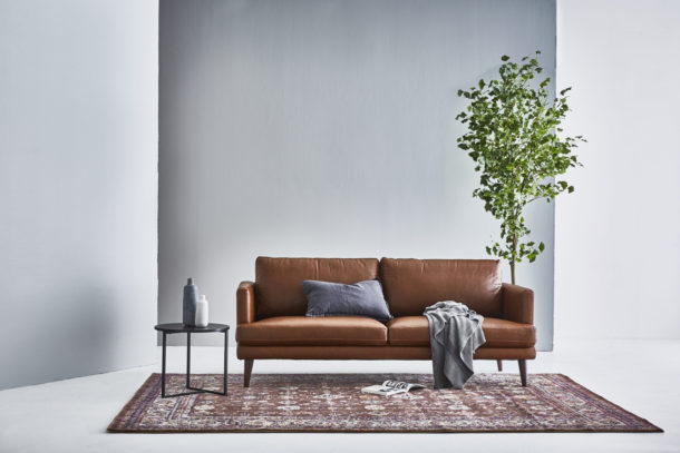 5 reasons I'll always love a tan leather lounge - The Interiors Addict