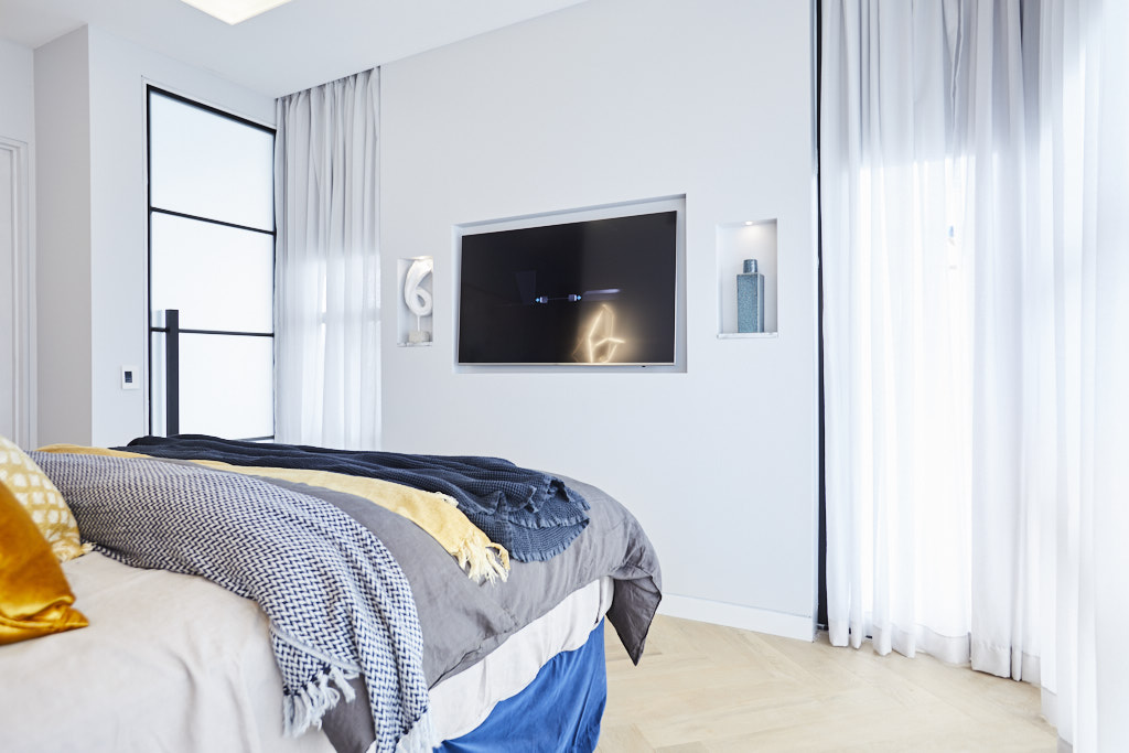 Block room reveals 2018: disappointing master bedrooms - The Interiors ...