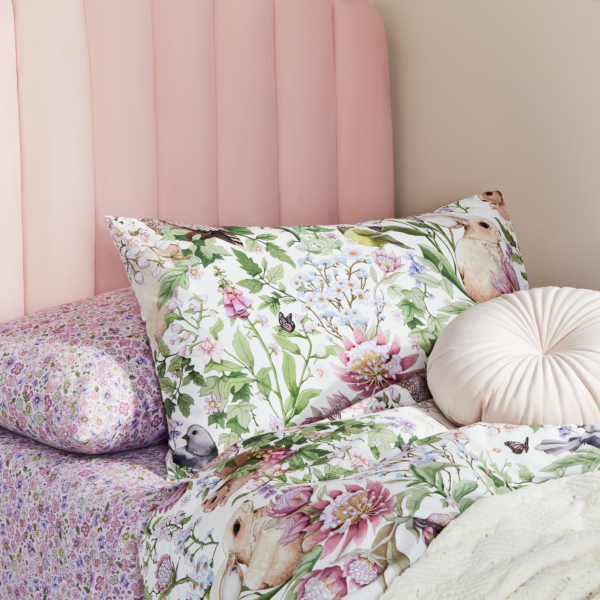 Fleur Harris: woodland and whimsy is a full-time job! - The Interiors ...