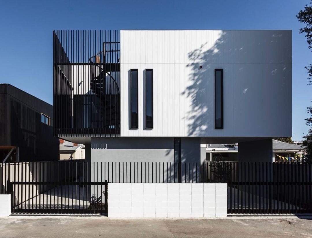 Roof terrace outdoor solution for inner-city WA home - The Interiors Addict