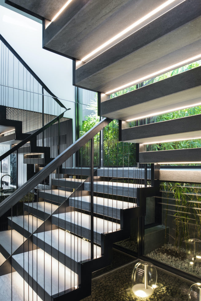 Terrace house: Glass transforms dark Sydney home - The Interiors Addict