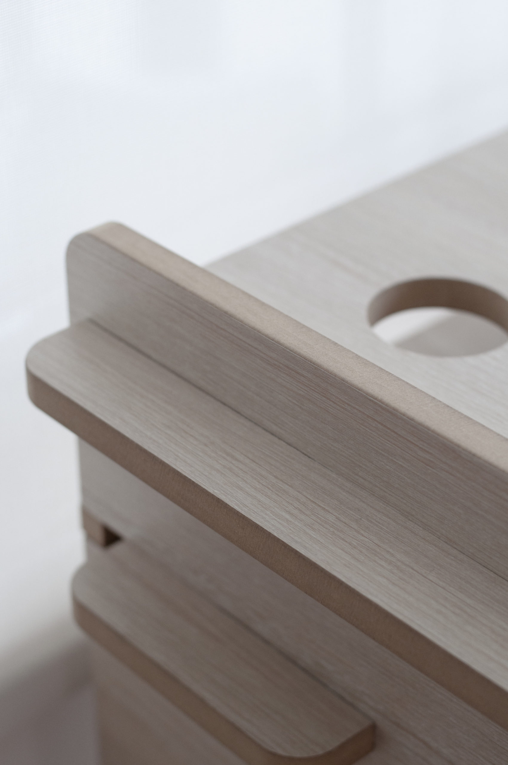 Pop Up Desks are a fast, easy & affordable solution - The Interiors Addict