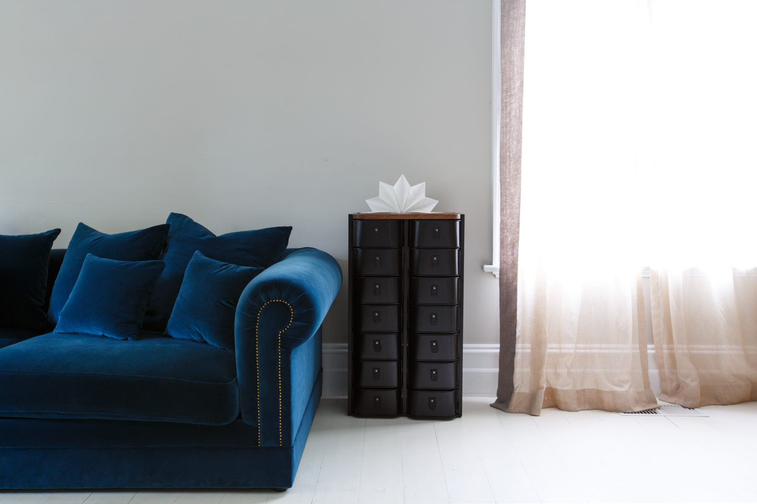 Stylish shoe stands still going strong - The Interiors Addict