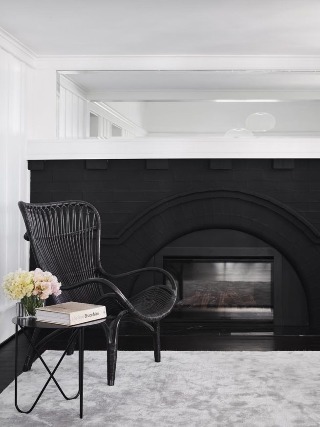 Monochrome heaven: a low maintenance luxury family home - The Interiors ...