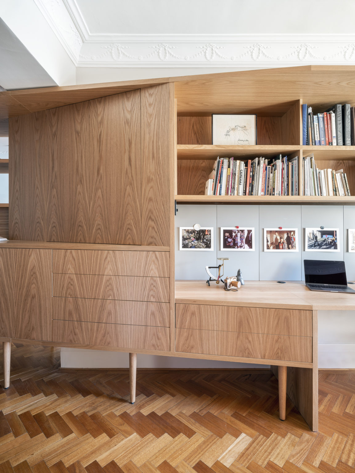 Design your dream living room with custom made furniture - The ...