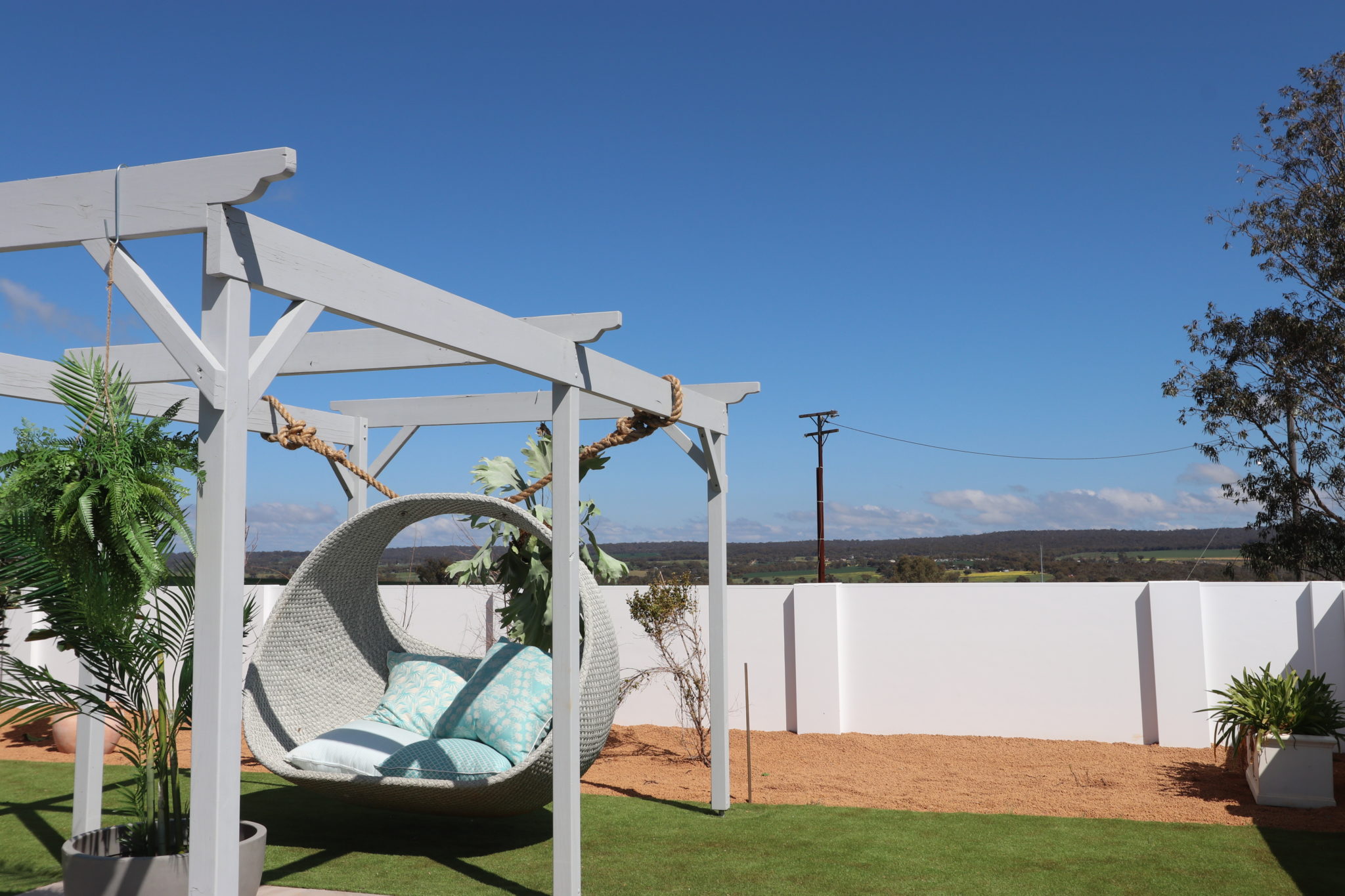 The great first impression you can even DIY with ModularWalls - The ...