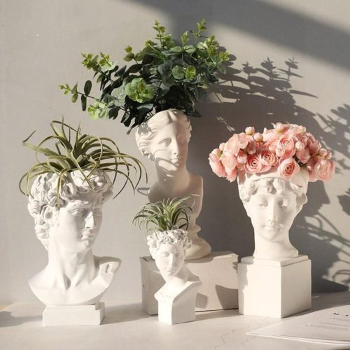 Unexpected homewares trend: Style your home with body part decor! - The ...