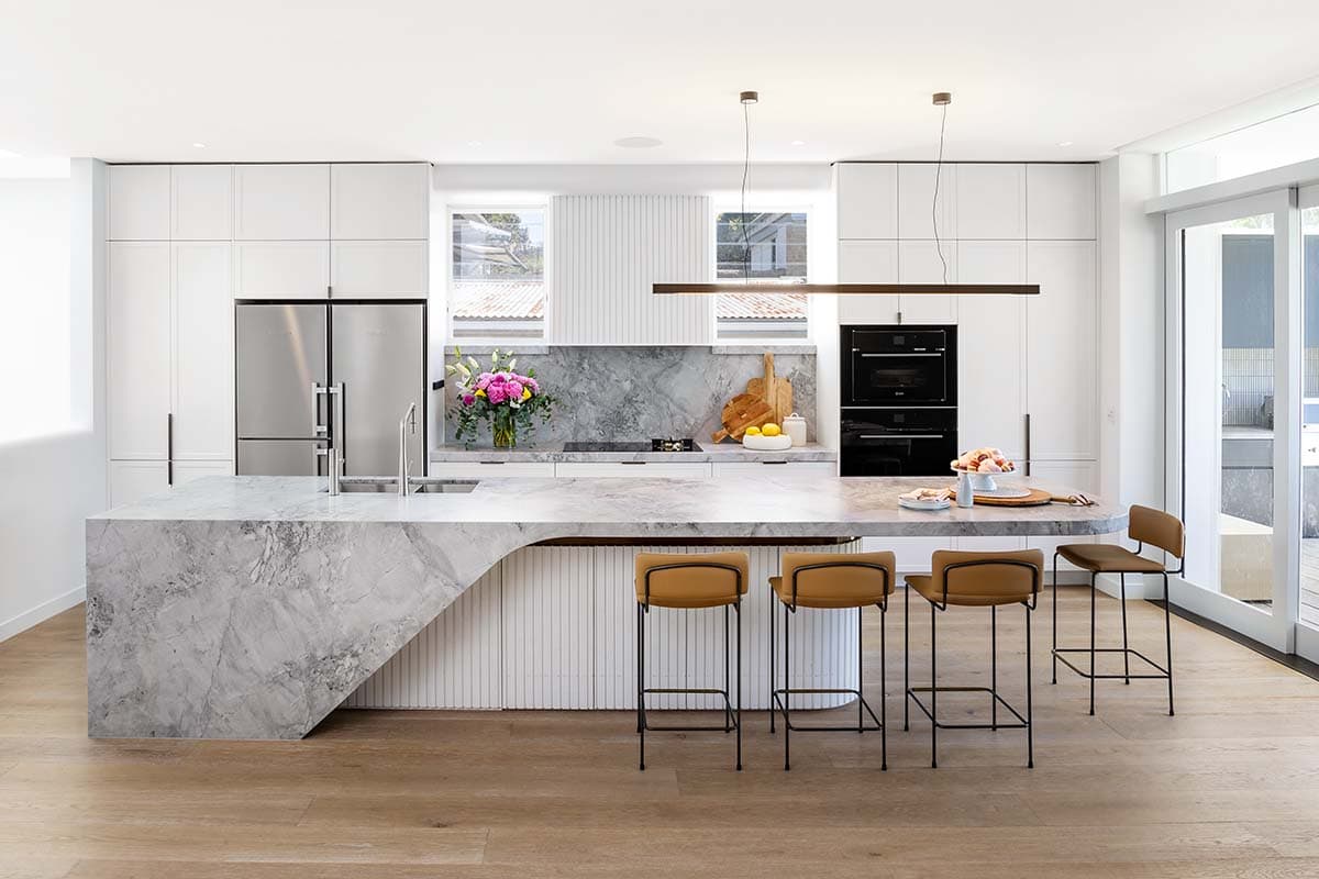 TV presenter Allison Langdon's stunning new kitchen - The Interiors Addict