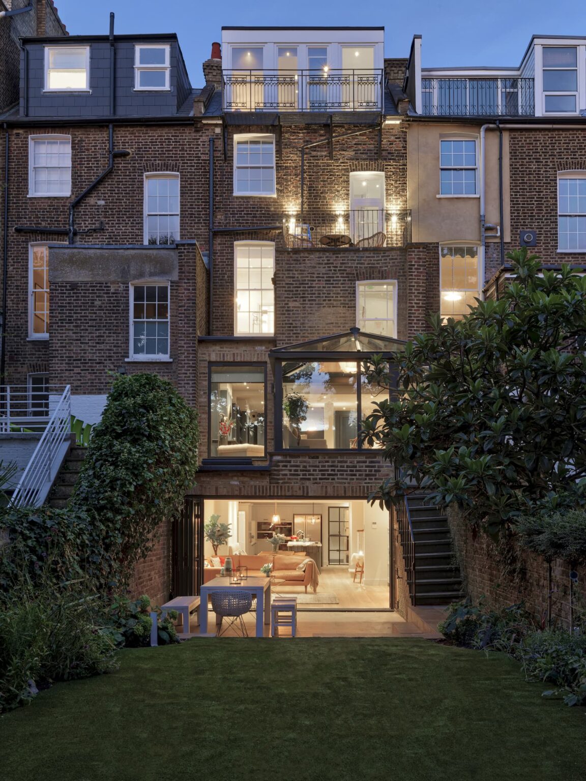 Tall and skinny London terrace given award winning new design - The ...