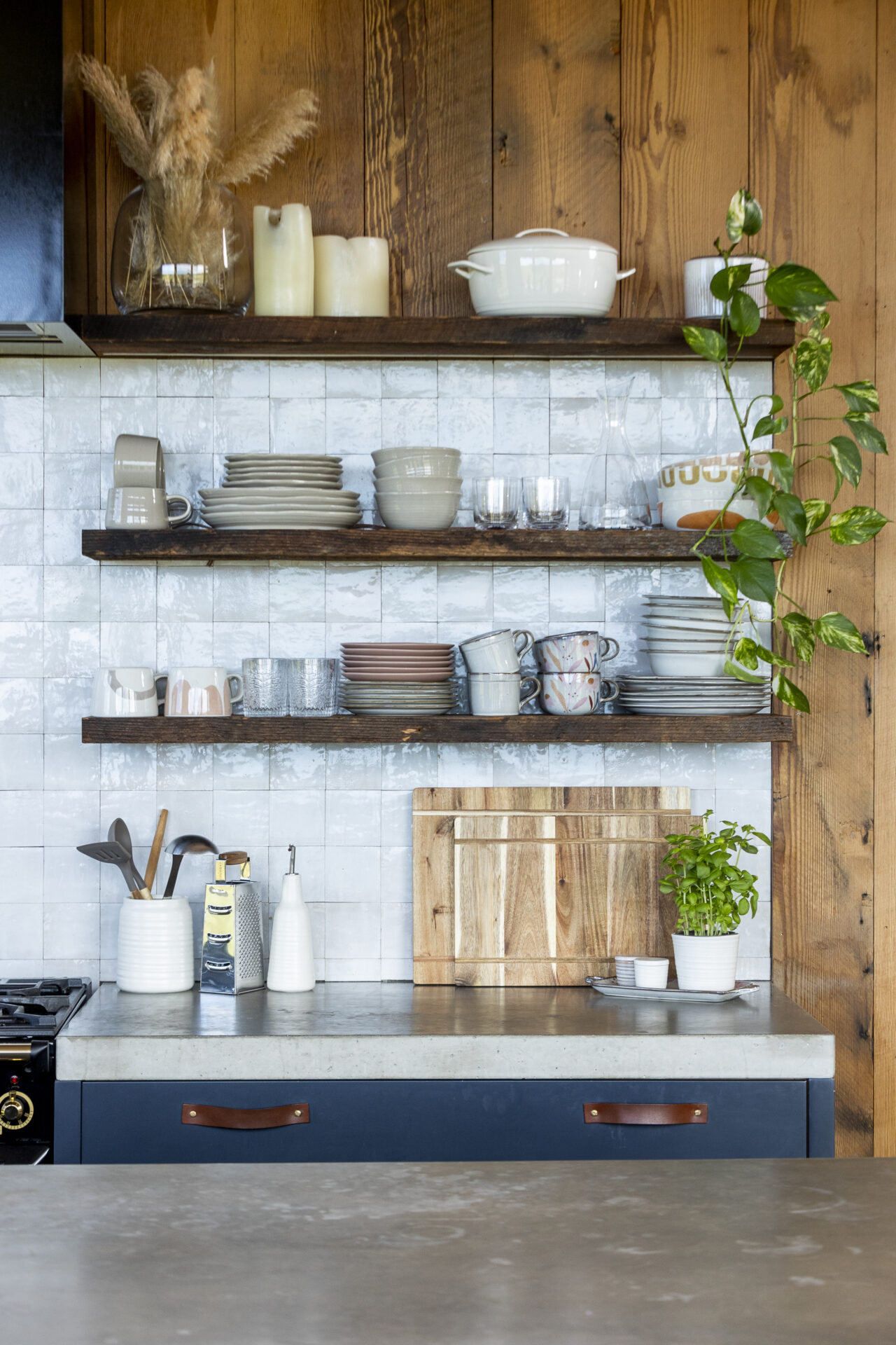 How to style your kitchen with everyday objects and add interest - The ...