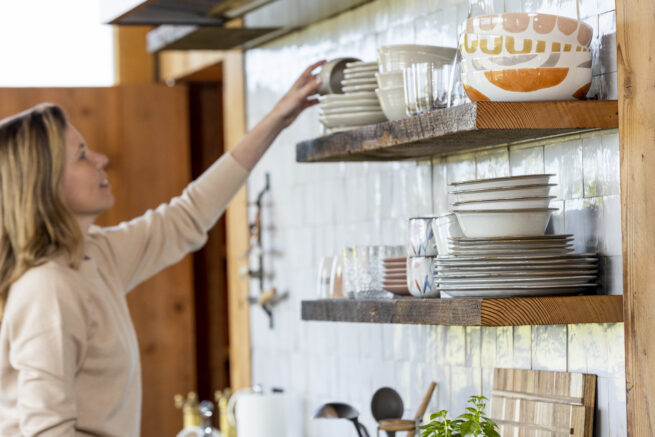 How to style your kitchen with everyday objects and add interest - The ...