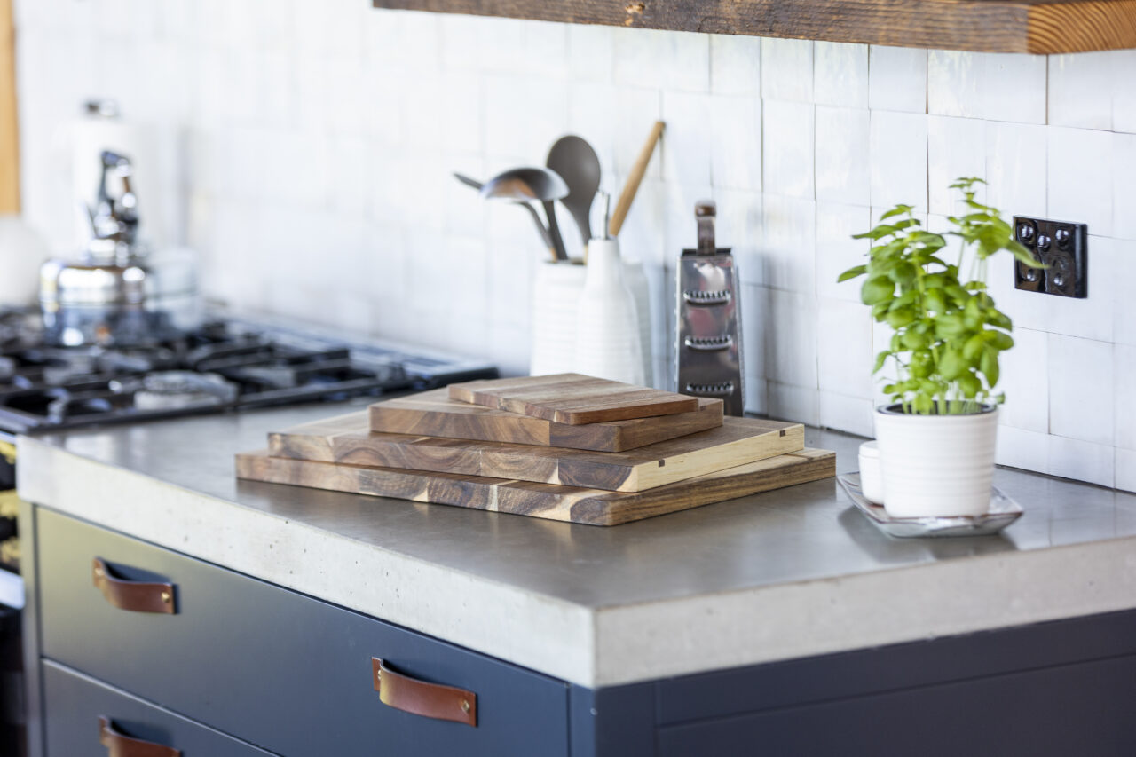 How to style your kitchen with everyday objects and add interest - The ...