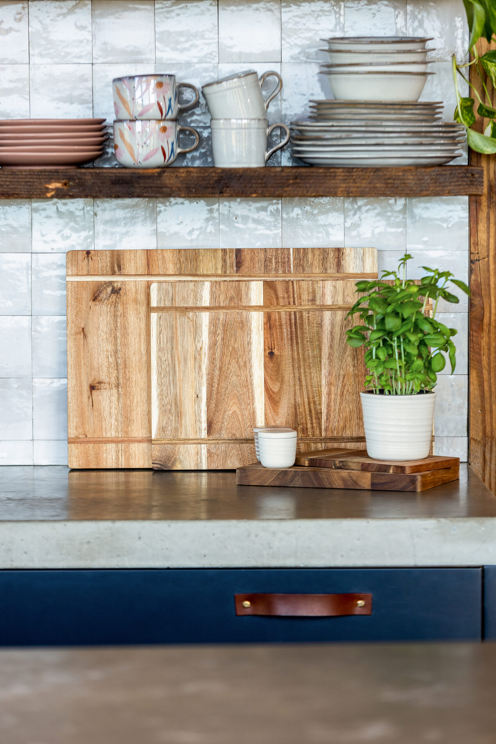 How to style your kitchen with everyday objects and add interest - The ...