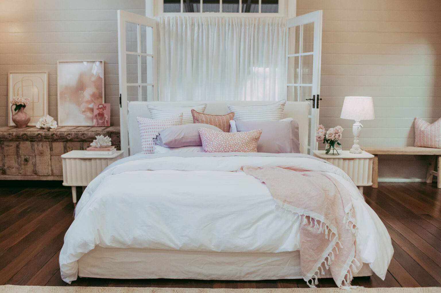 Bed making tips from stylist Juliet Love - The Interiors Addict