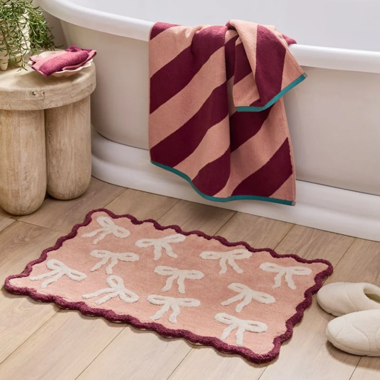 Cool, unique and cute bathroom mats: Where to buy online