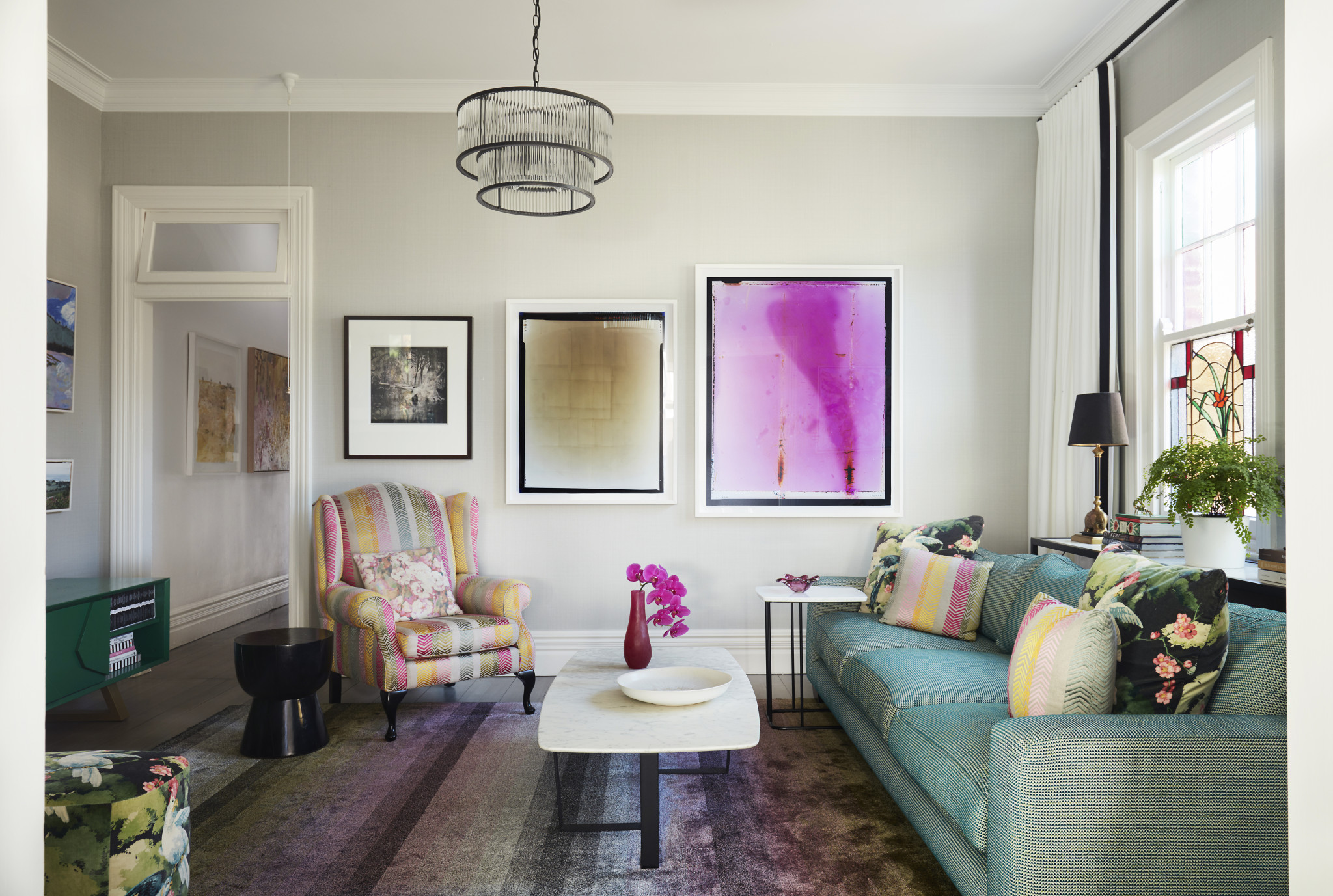 Art and colour star in cottage reno inspired by Kit Kemp - The ...