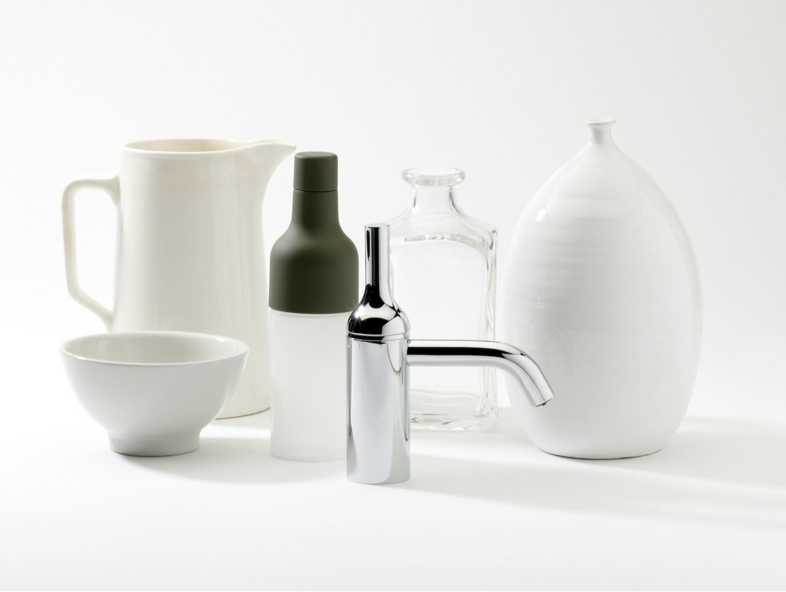 Australian bathroom trends: Coloured baths, basins & more! - The ...