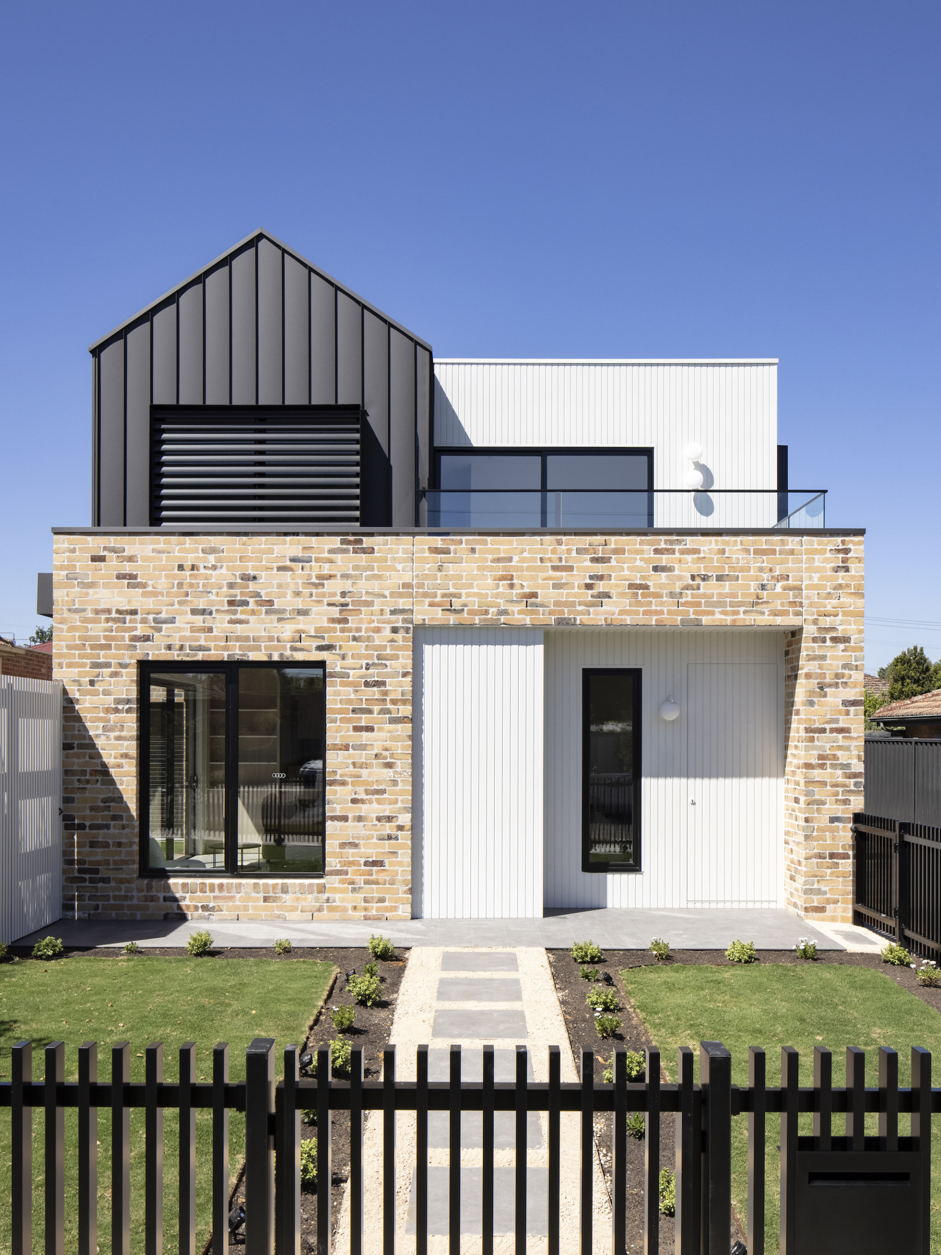 Small space living: Three houses on one petite Melbourne block - The ...
