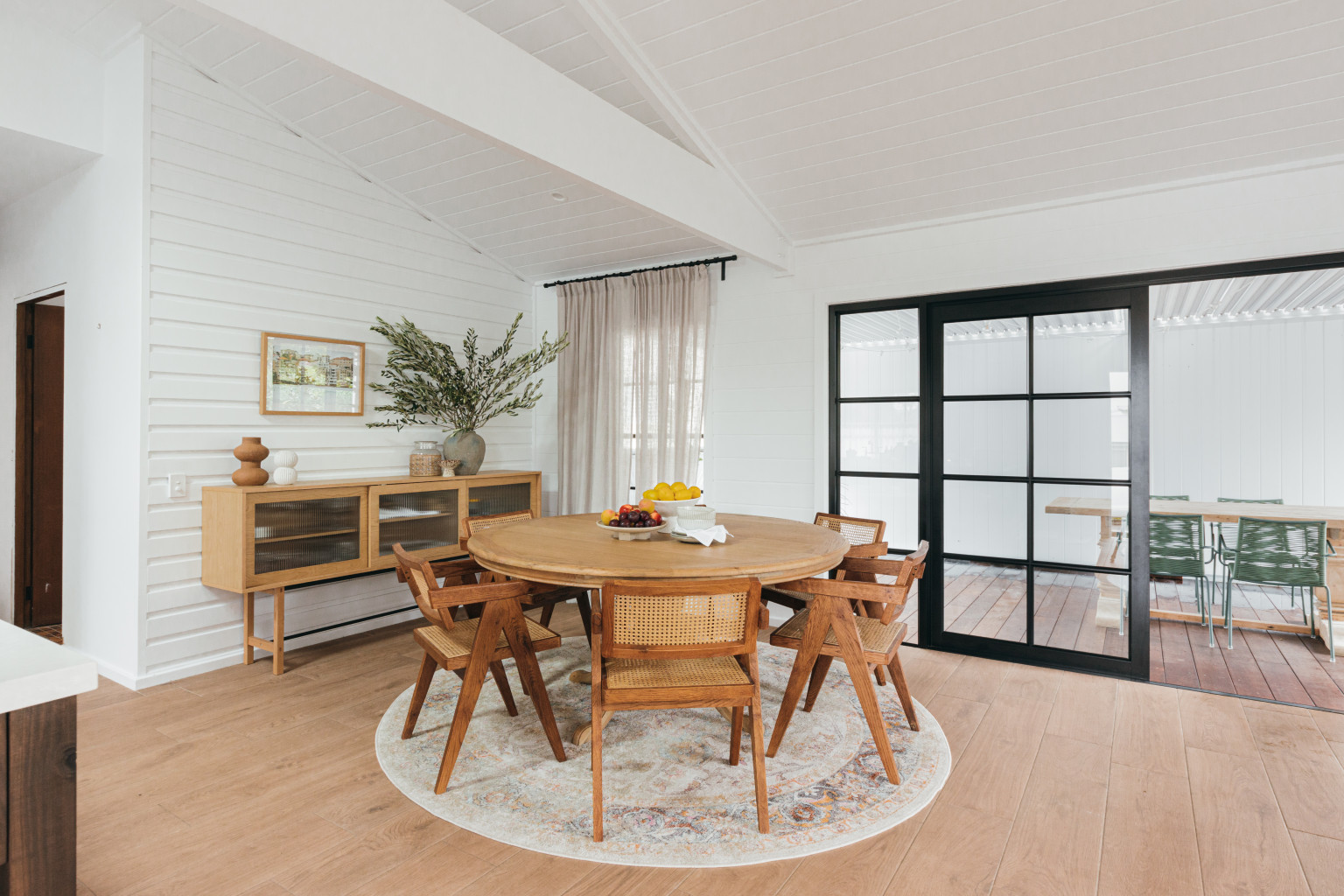 Here's how a designer styled her stunning country cottage - The ...