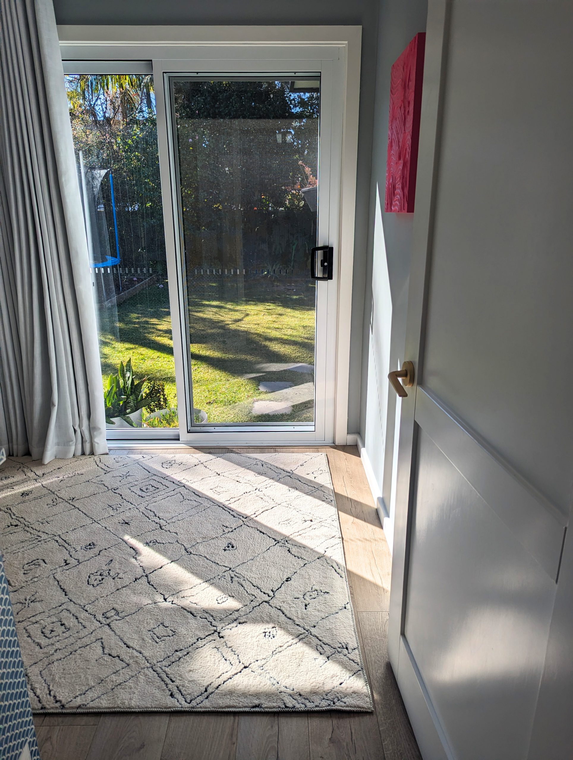 New double layered rug lets you easily remove the top and wash it - The ...