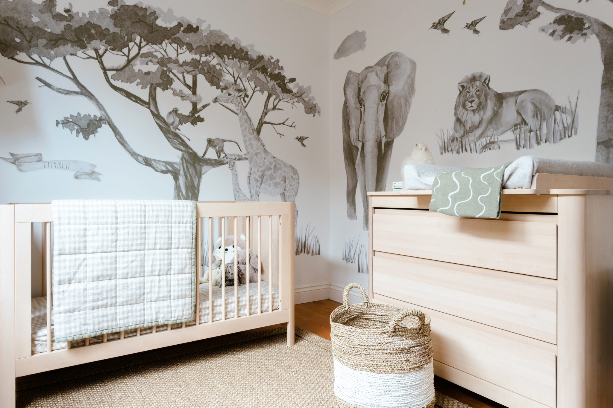 Interior designer mum creates 2 stunning nurseries in rental home - The ...