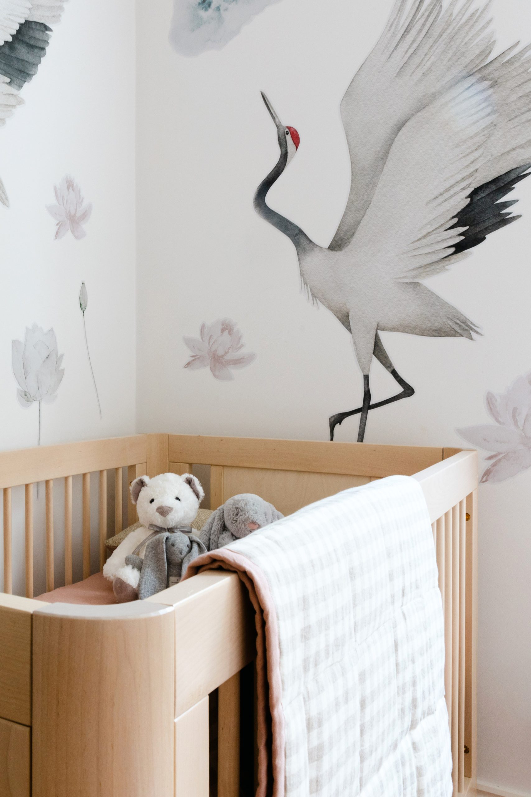 Interior designer mum creates 2 stunning nurseries in rental home - The ...