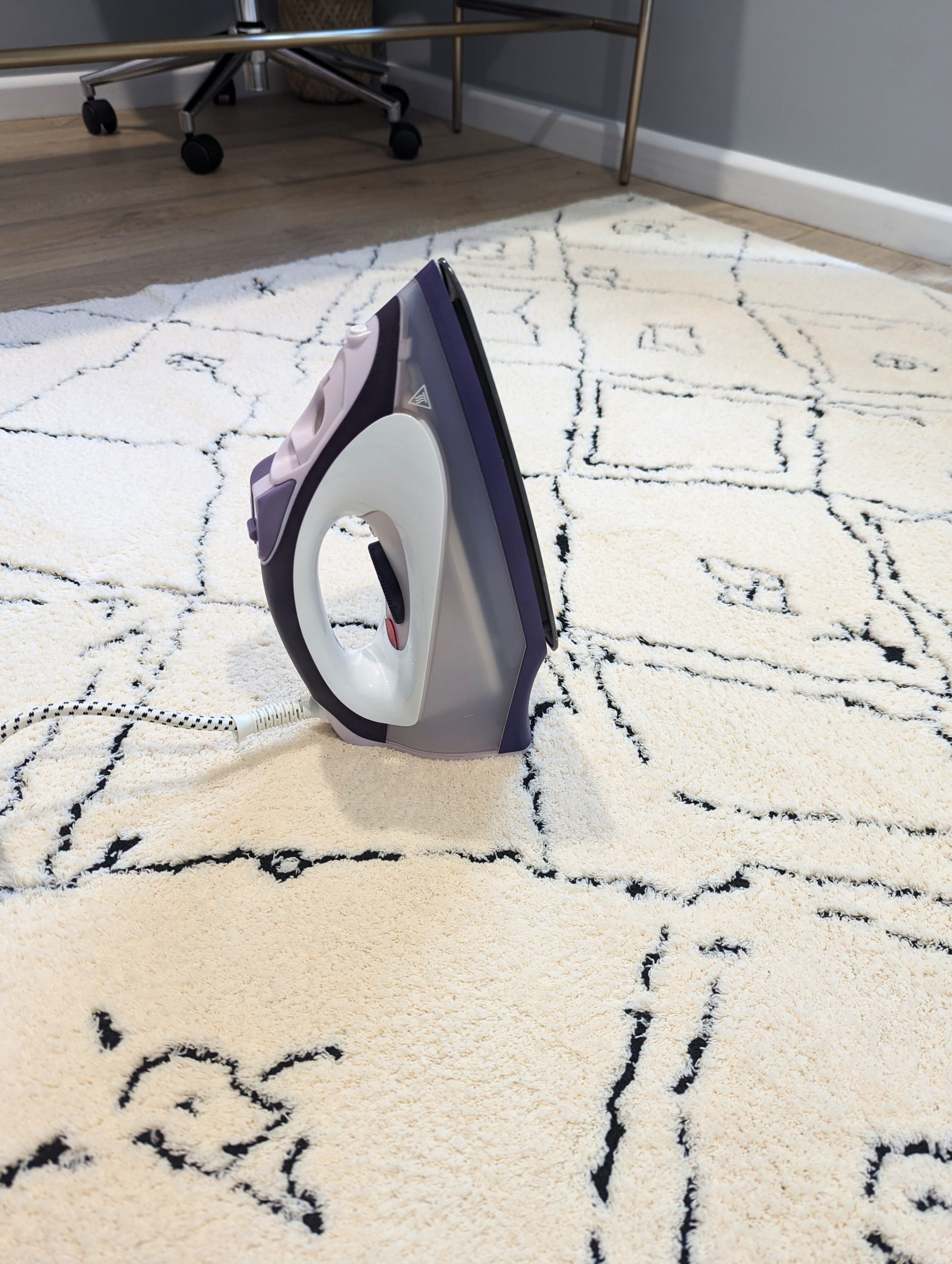 New double layered rug lets you easily remove the top and wash it - The ...