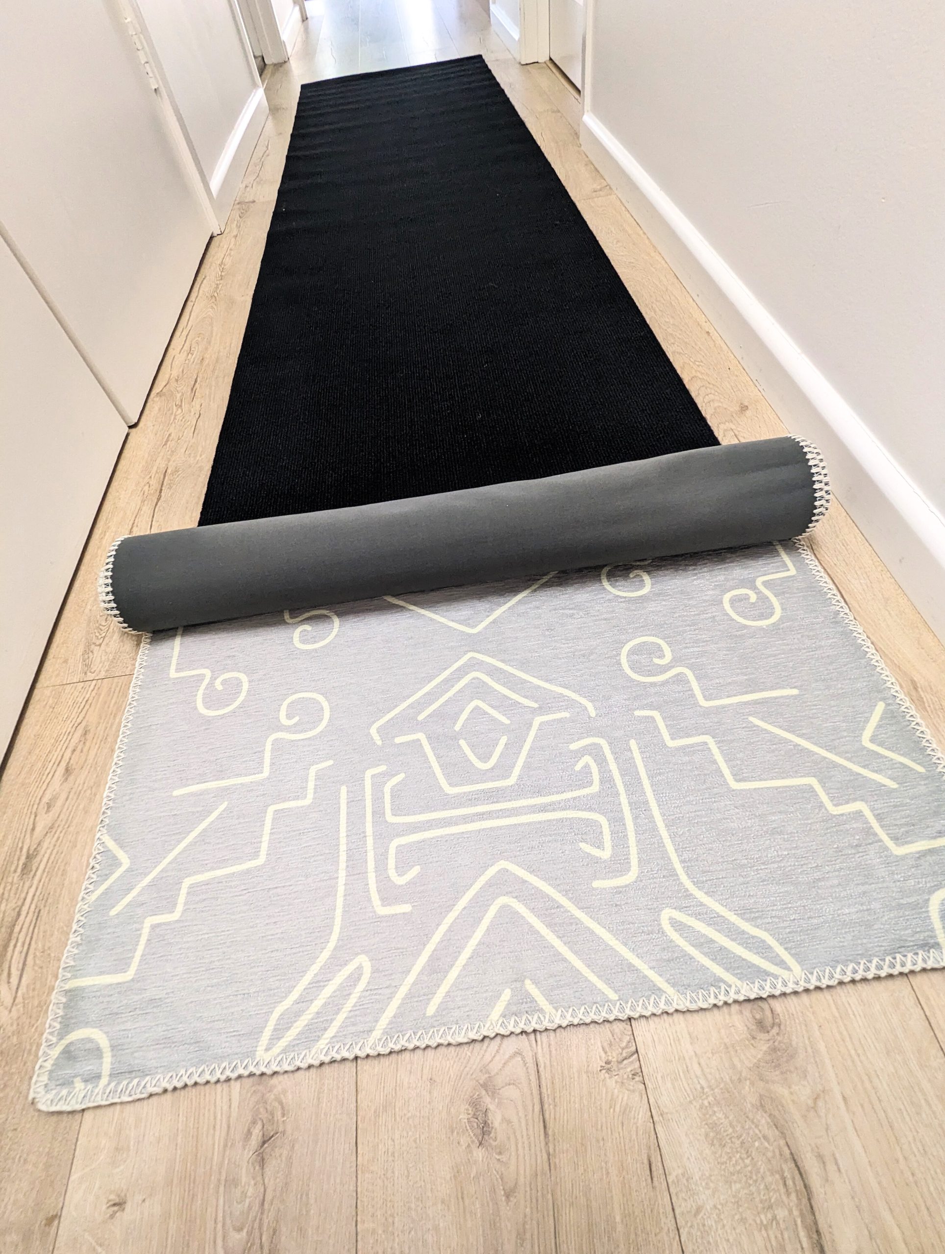 New double layered rug lets you easily remove the top and wash it - The ...