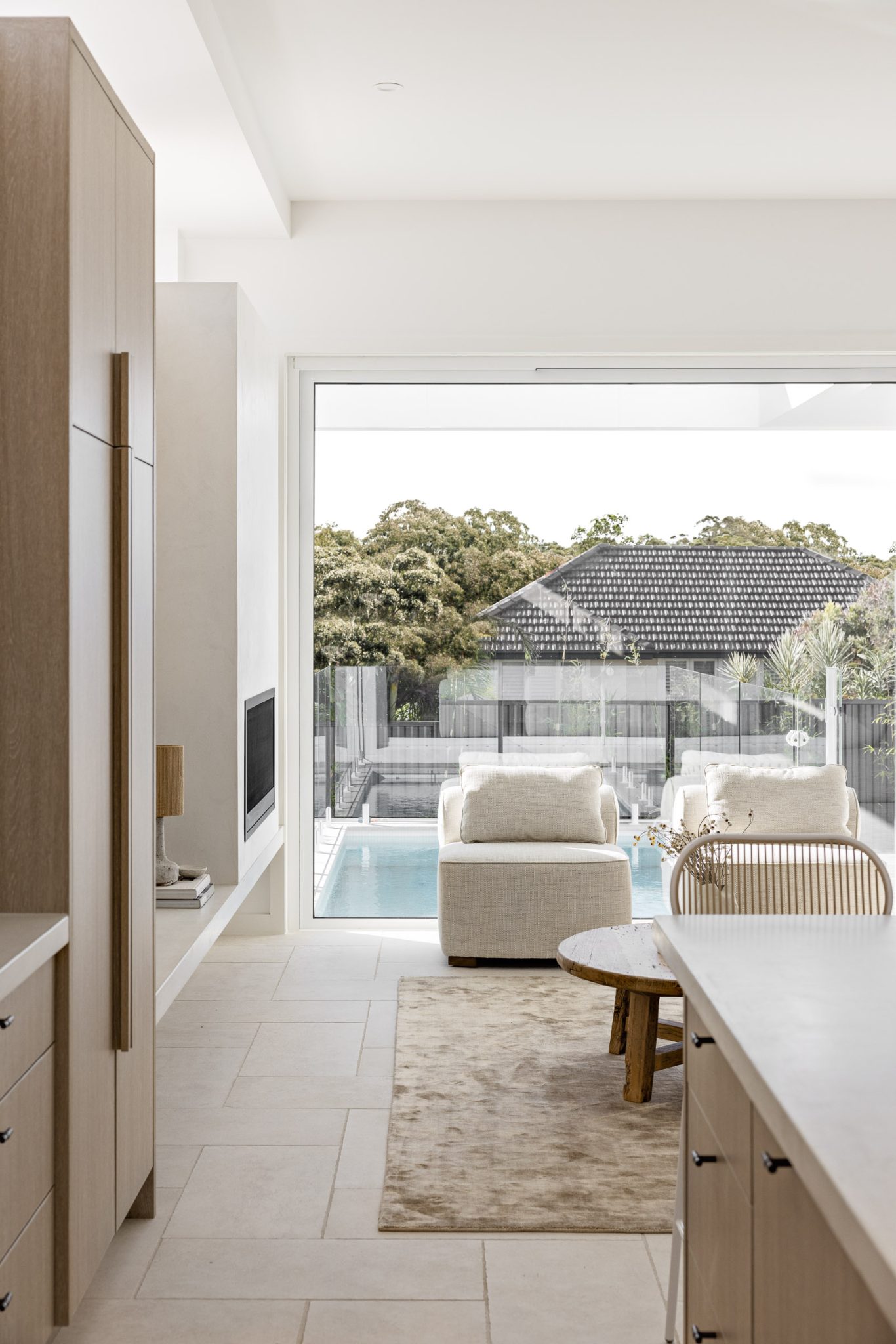 Tuscan villa inspired: a stylish duplex design in Sydney - The Interiors Addict