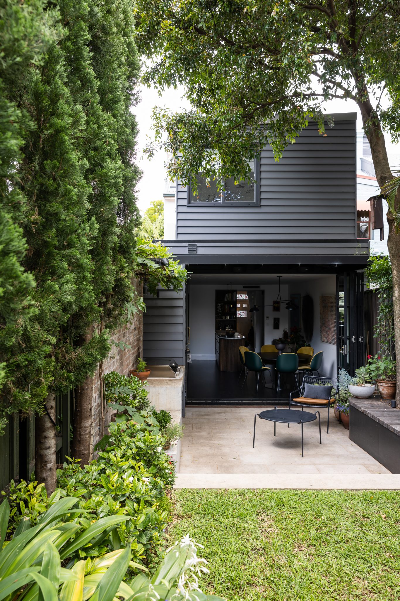 New look courtyard extends living space of inner west home - The ...