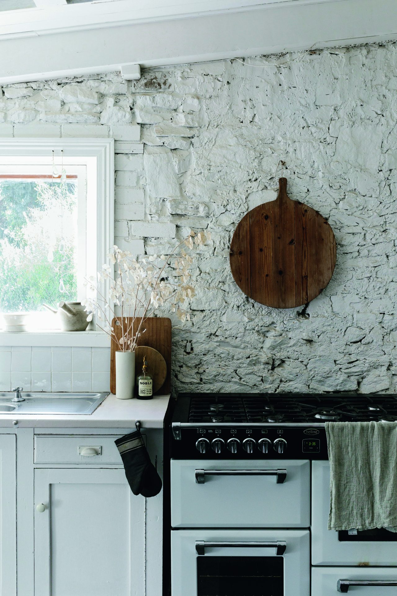 A former bacon factory becomes a simply beautiful family home - The ...