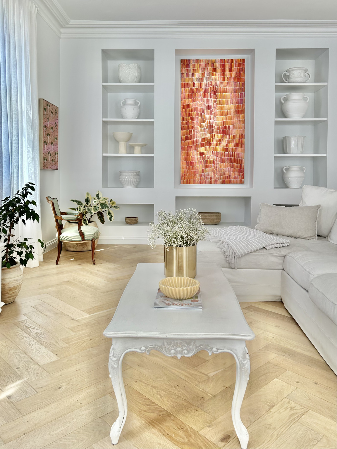 Dated 80's bachelor pad becomes stylish city pied-a-terre - The ...