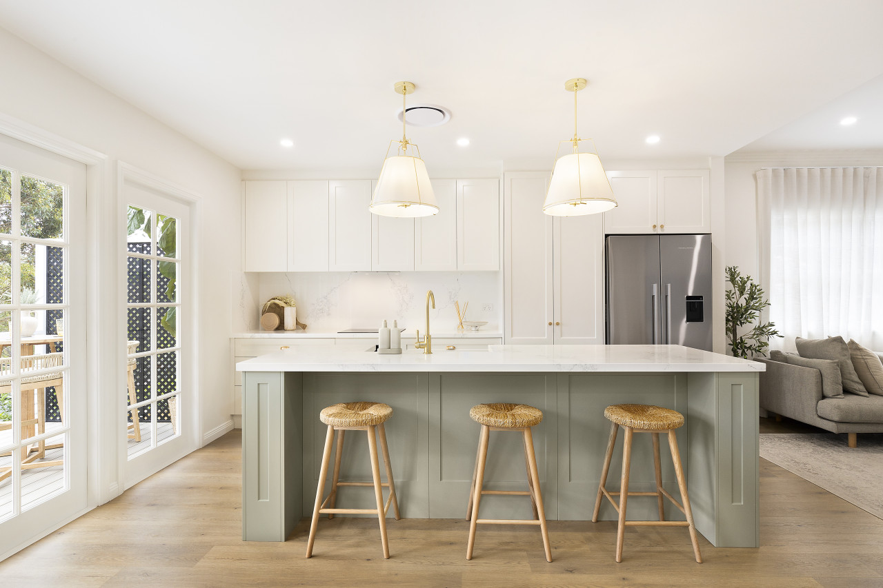 From run down 1950's home to modern Australian cottage - The Interiors ...