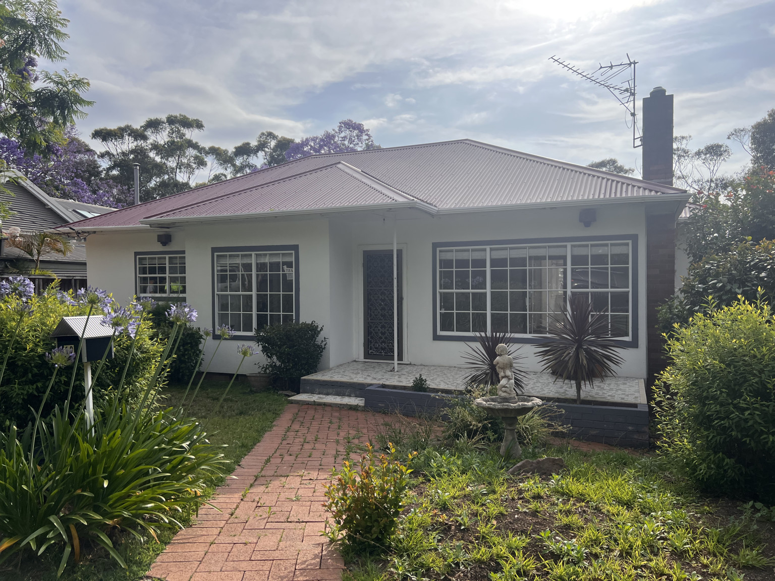 From run down 1950's home to modern Australian cottage - The Interiors ...