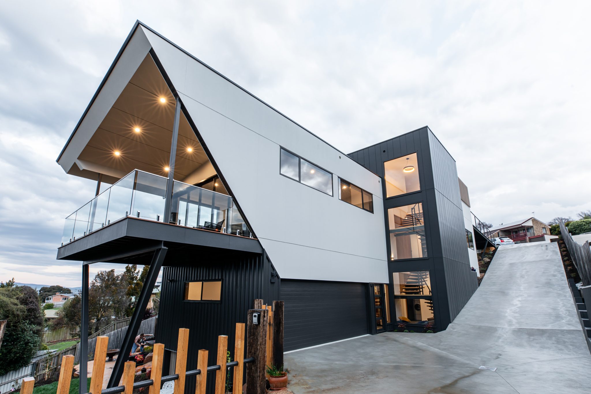 An architect designed home in Tasmania with stunning views - The ...