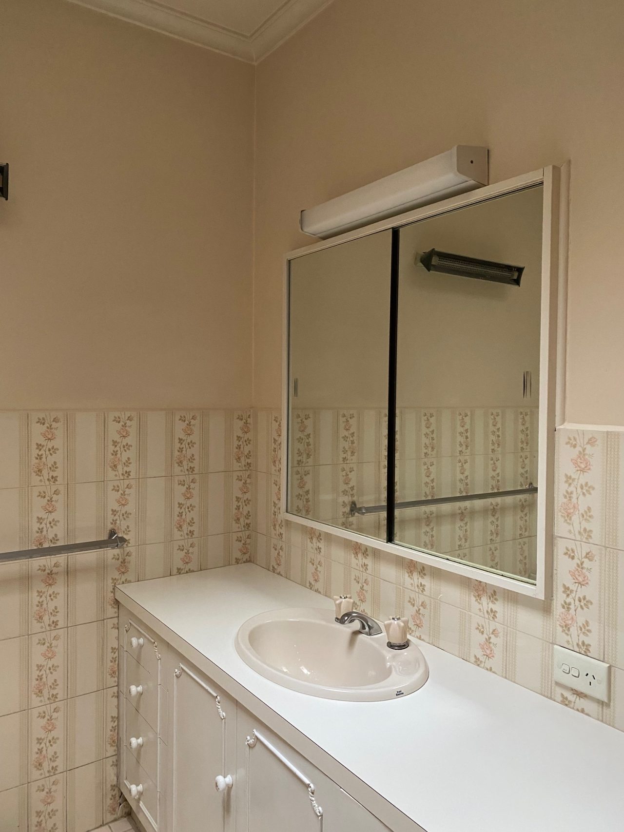 1970s 2-bedder gains 2 extra bedrooms and keeps its character - The ...