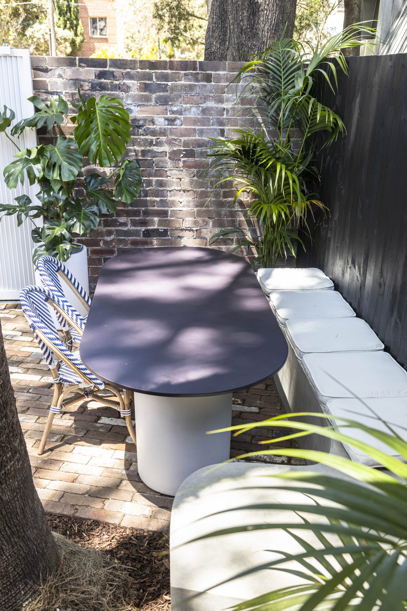 Tight inner city cottage given new life and space - The Interiors Addict