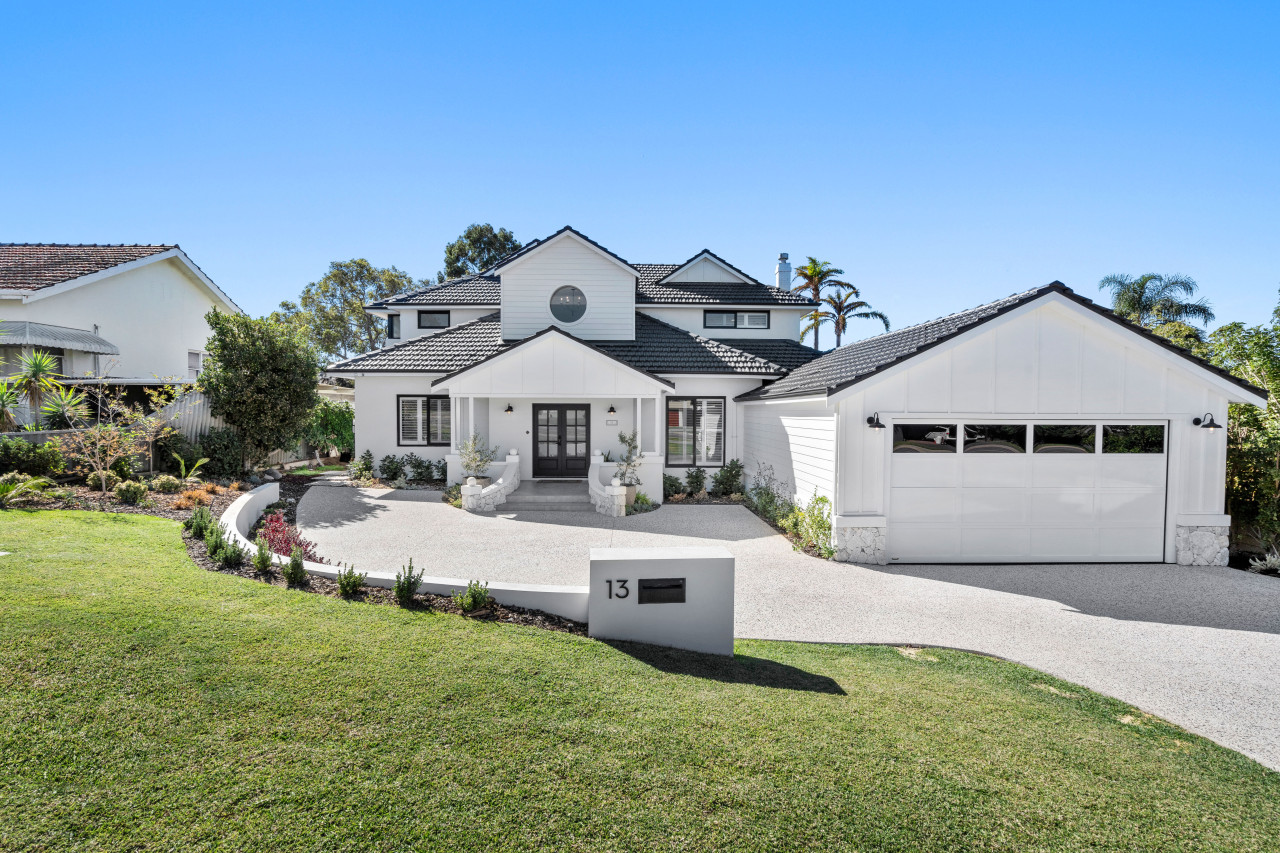 90's home renovation leaves Perth property unrecognizable