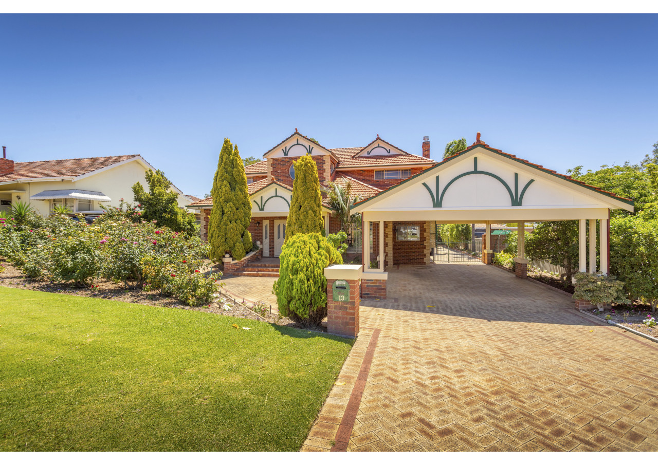 90's home renovation leaves Perth property unrecognizable