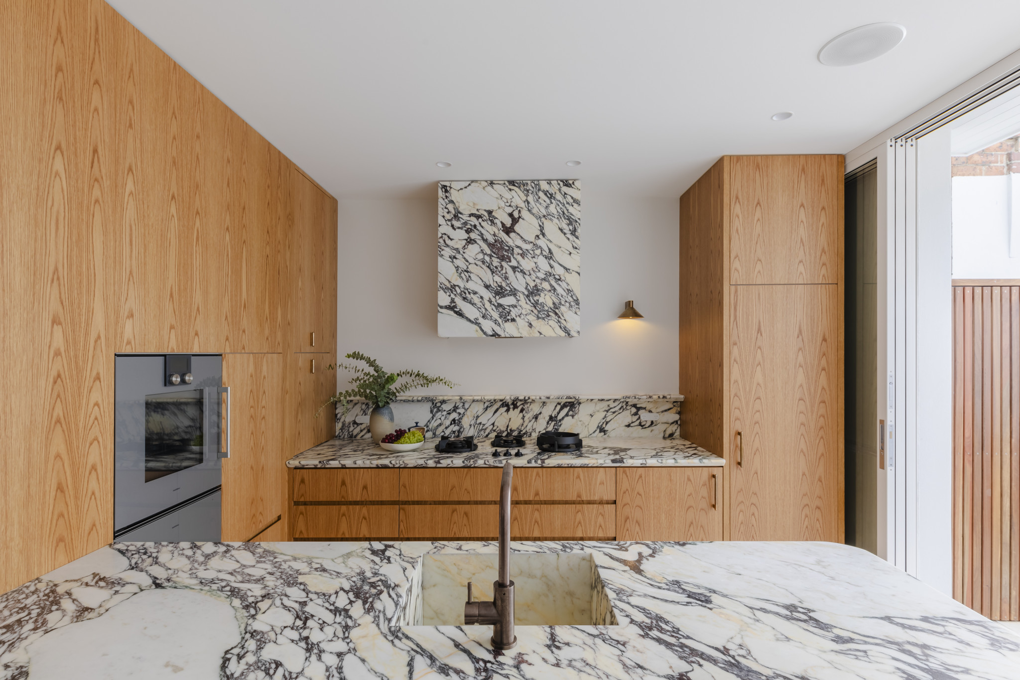 Heritage Sydney terrace transformed for modern living - The Interiors ...