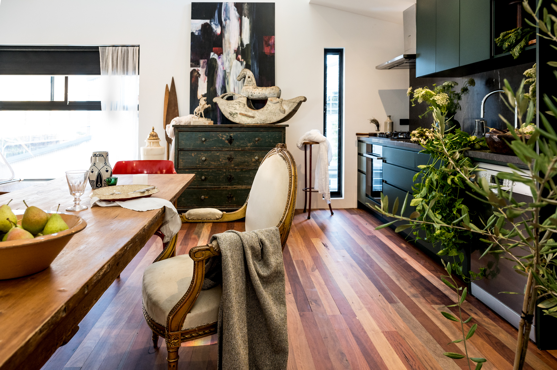 Upcycled elements create unique Sydney home - The Interiors Addict