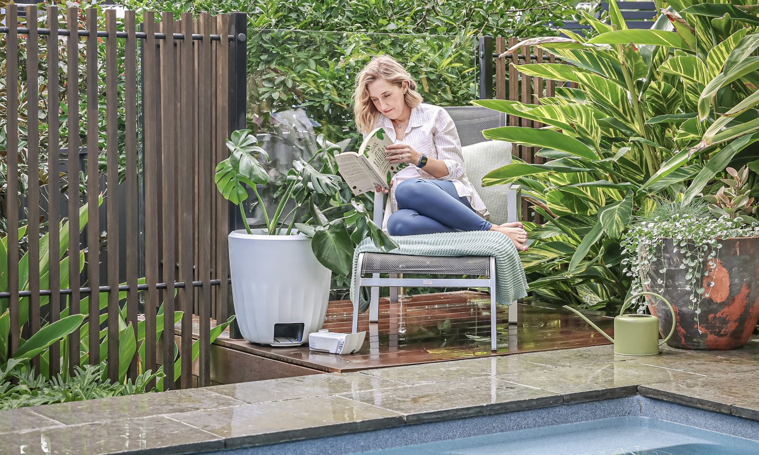 Engineer mum designs clever new houseplant pots - The Interiors Addict