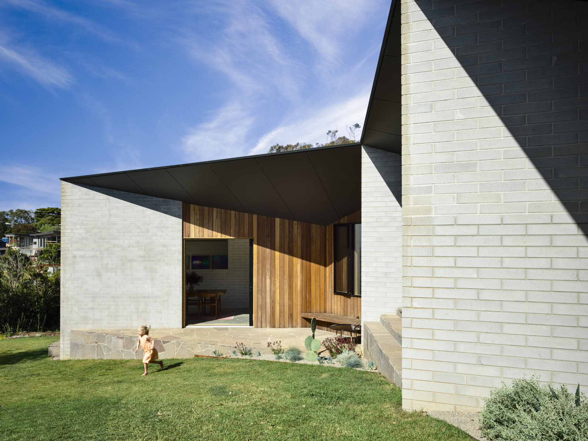 5 beautiful (and very different) Australian brick houses - The ...