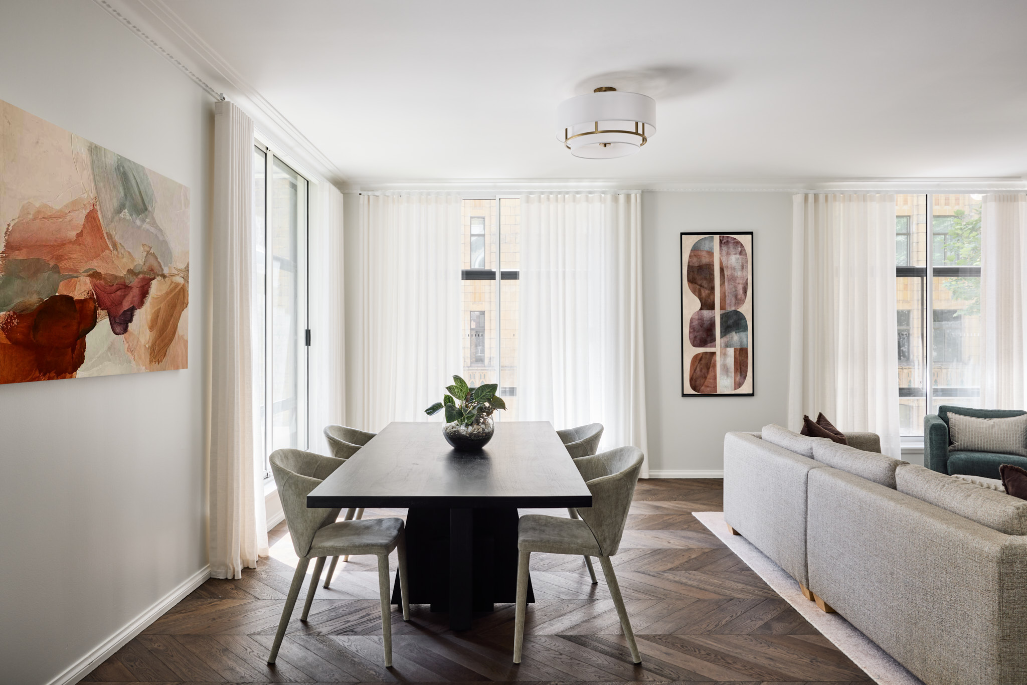 Steal these bold black and gold interior design ideas from this reno