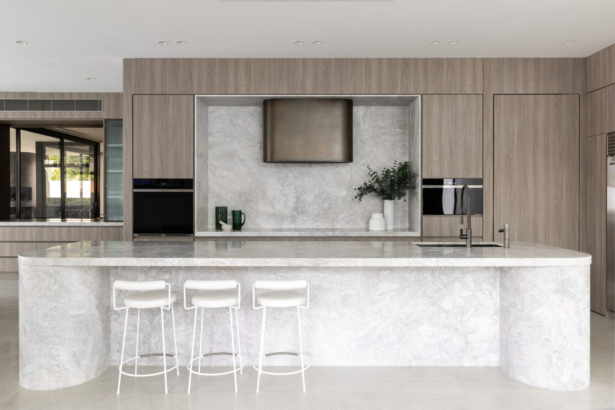 See how natural stone shines in these 5 beautiful kitchens - The ...