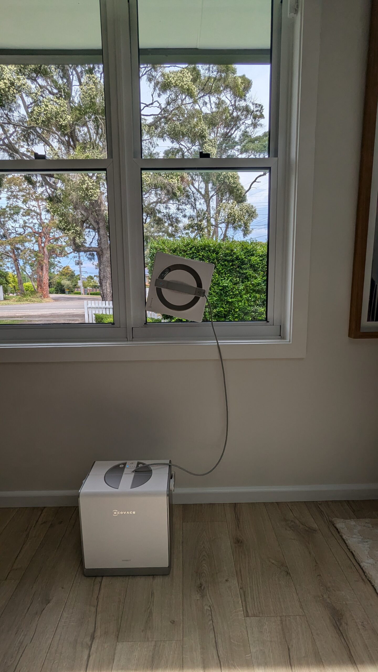 Winbot W2 PRO Omni robot window cleaner review: I'm obsessed!