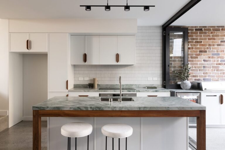 See how natural stone shines in these 5 beautiful kitchens - The ...
